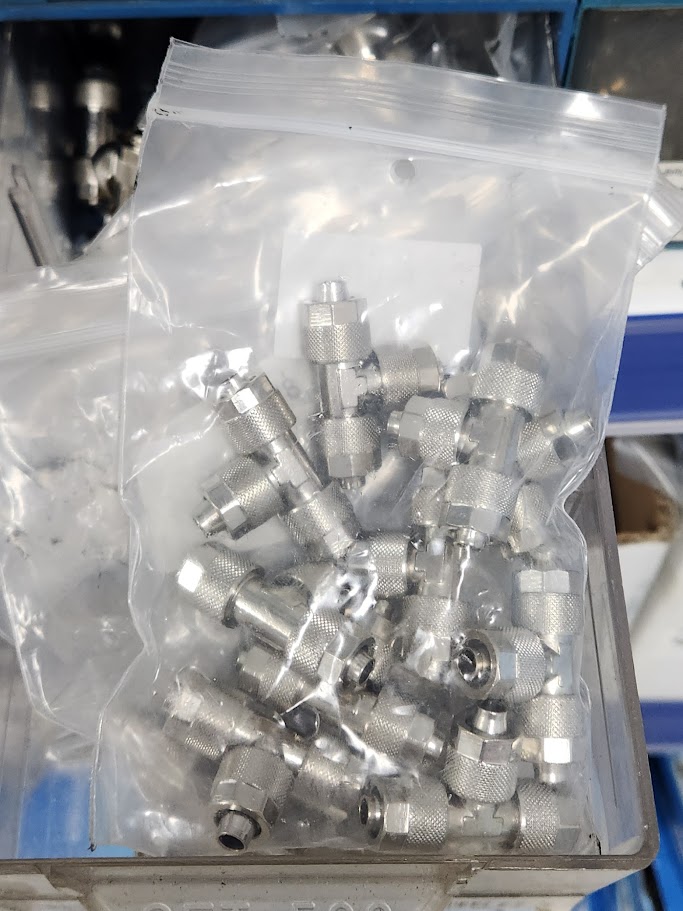 Metal Somunlu Te Bağlantı Te Ek Sıkmalı Düz Rekor Bağlantı Pnömatik ...