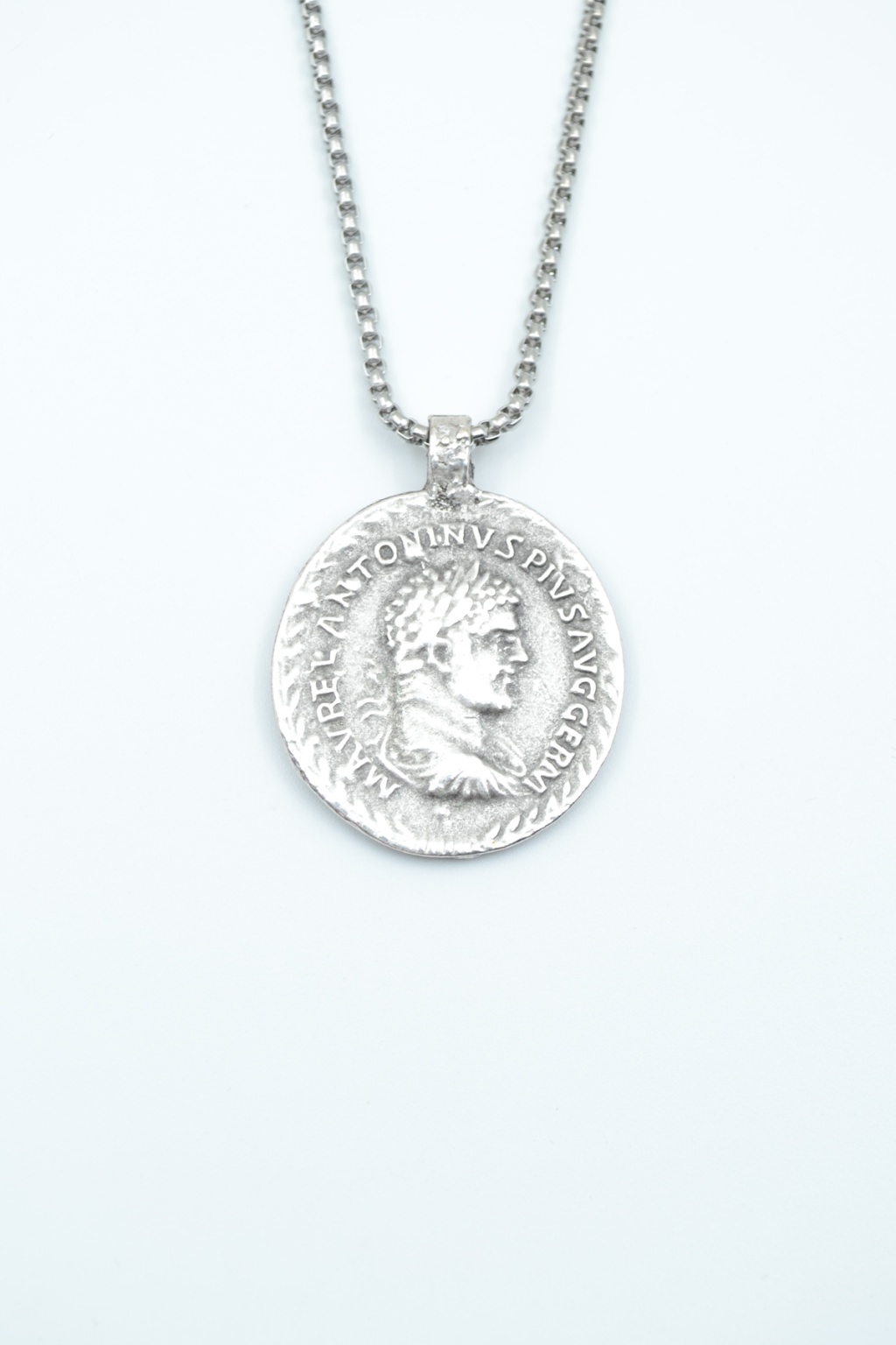 Roma Parası Sikke Gümüş Kaplama Örme Zincir Kolye