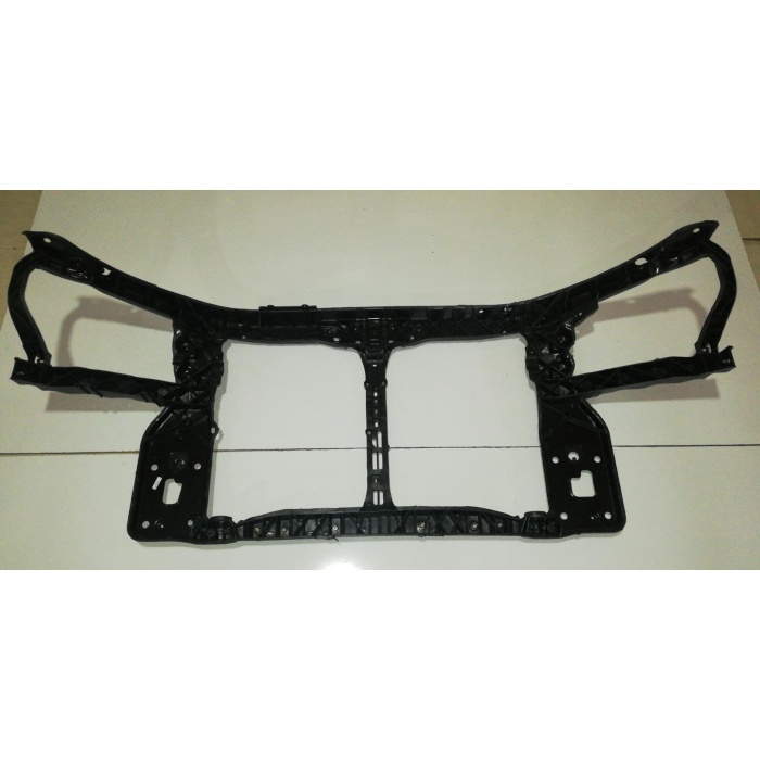 PANEL SPORTAGE 05-09 ÖN / 64101-1F000