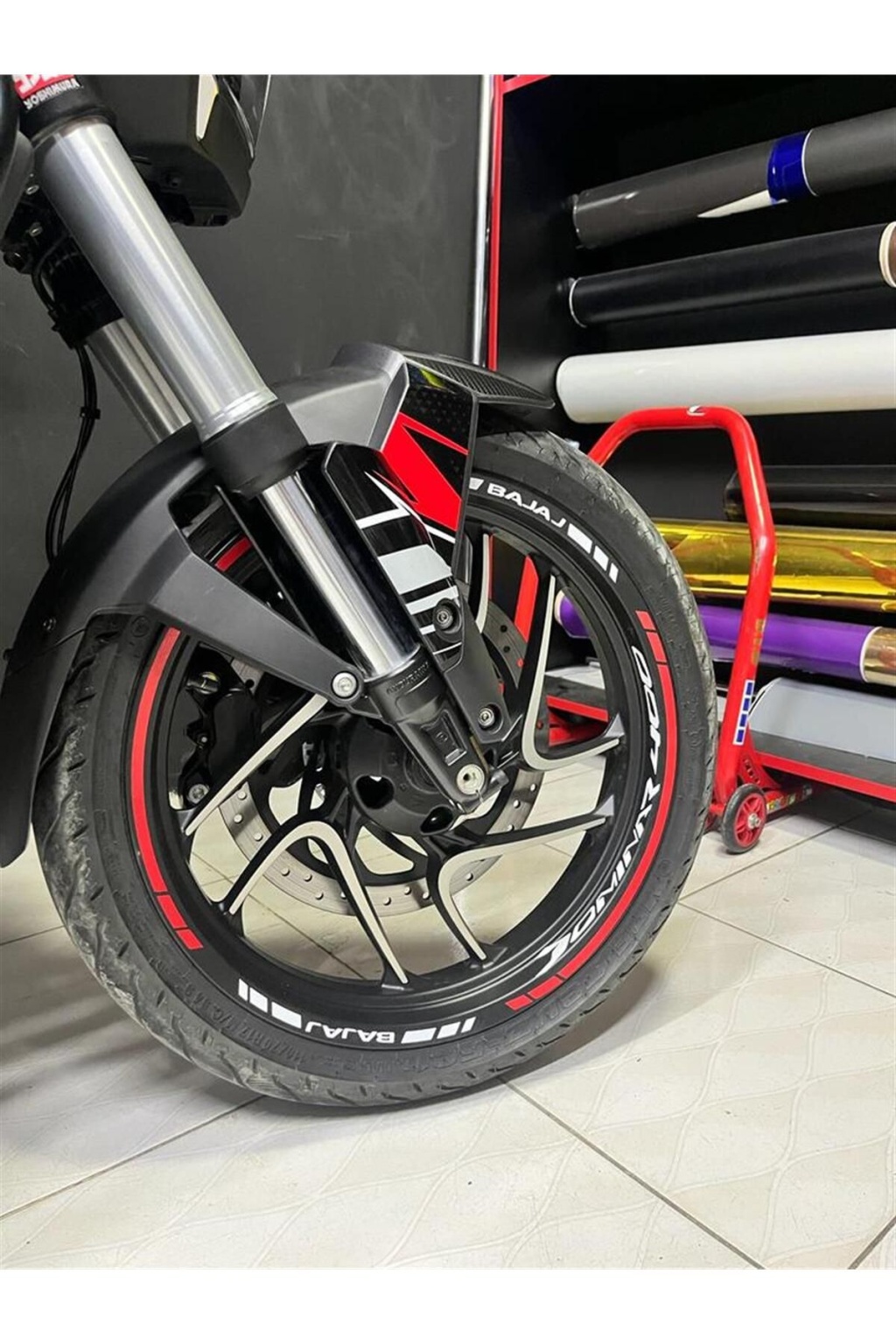 Bajaj Dominar 400 Jant Sticker Iç & Dış Sticker Etiket Modeli