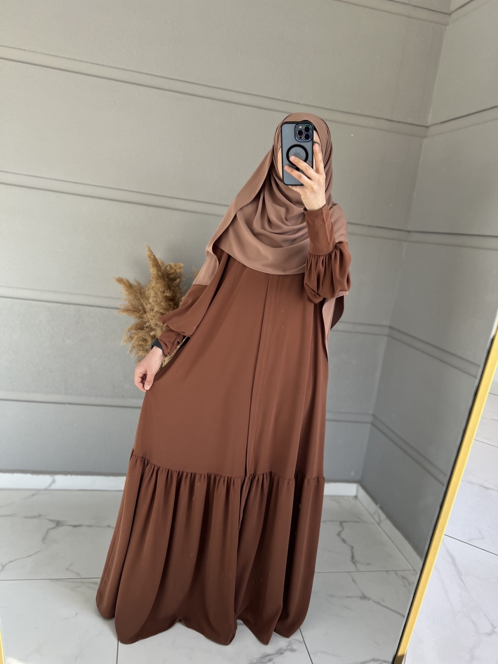 Lale Model Ferace Taba