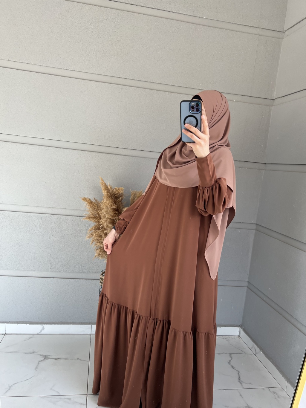 Lale Model Ferace Taba