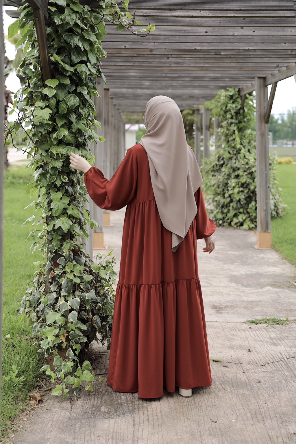 Hafsa Elbise Kiremit