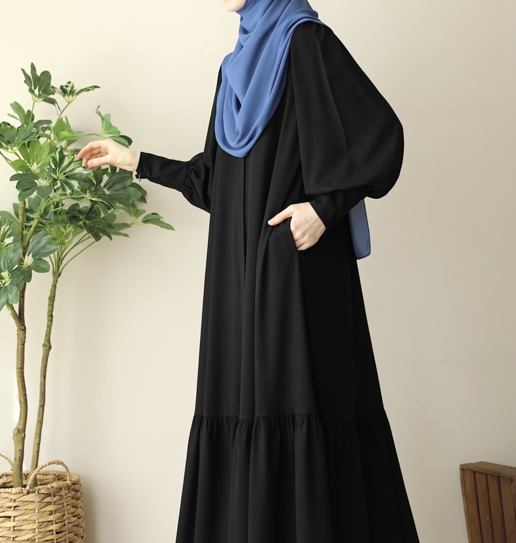 Lale Model Ferace Siyah